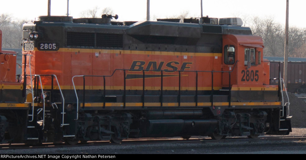 BNSF 2805